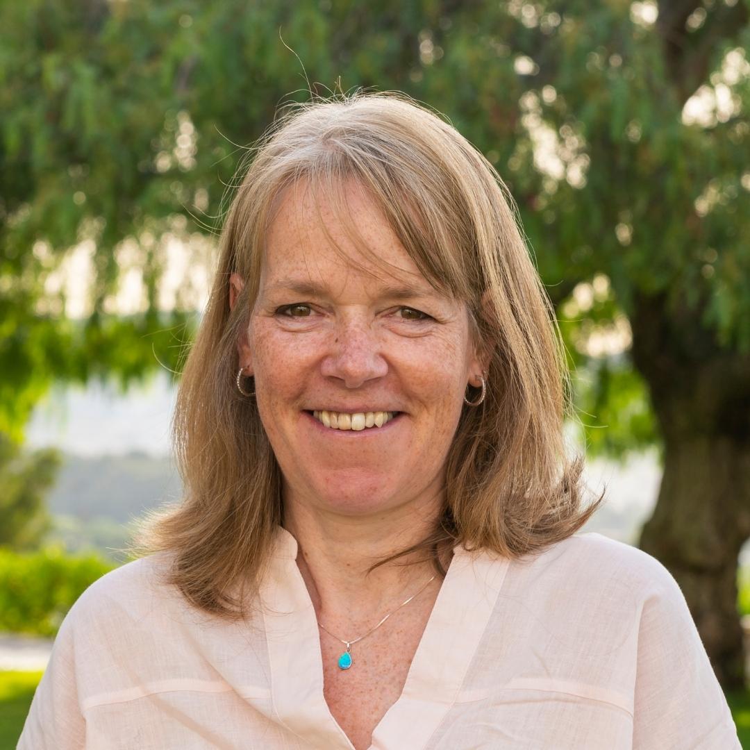Karen Scott's Instagram, Twitter & Facebook on IDCrawl